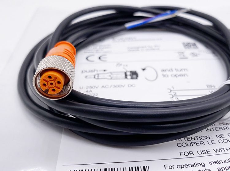 现货连接线 EVC001 EVC002 EVC003 EVC004 EVC005 EVC006 产品关键词:evc002连接线