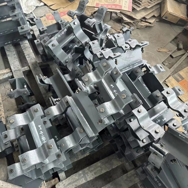 J2-DN100-150-150-C1管夹式管托 HG/T21629-2021管架 - 百度爱采购