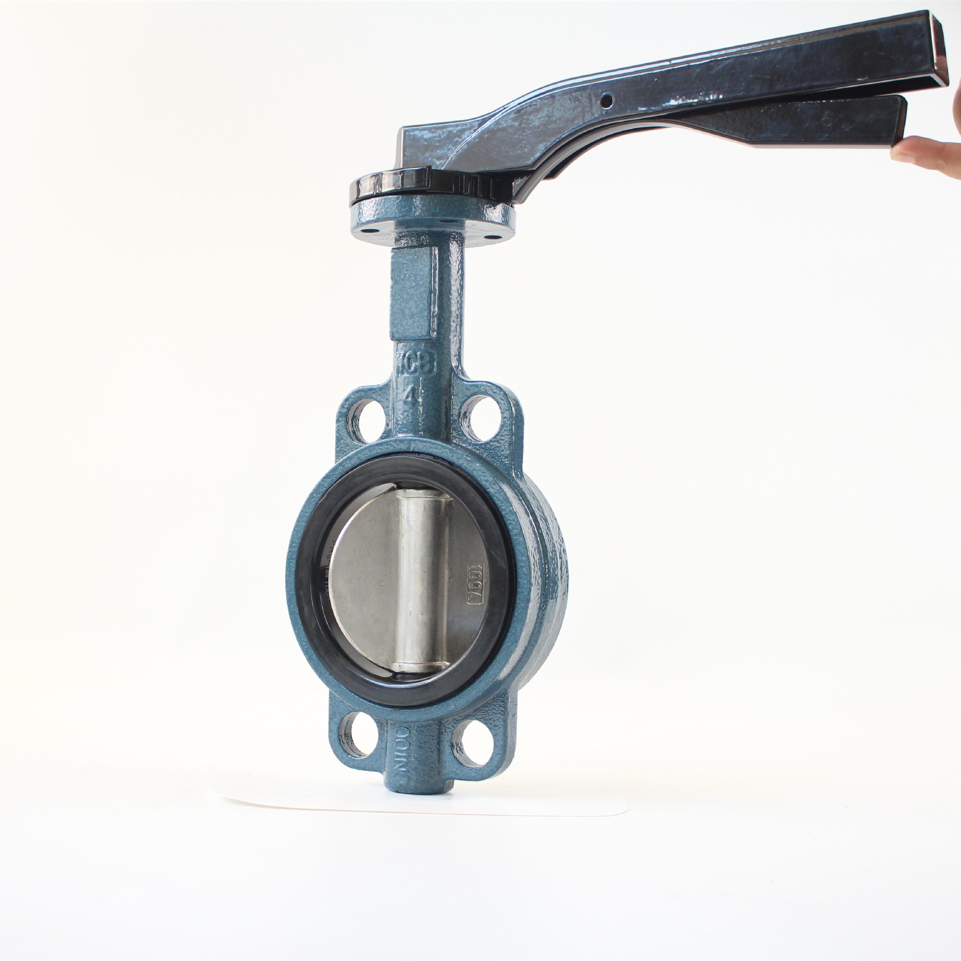 铸铁 中线手柄蝶阀 D71X-16C DN65 橡胶阀门连接形式 对夹 产品关键词:蝶阀dn65d71x-16c