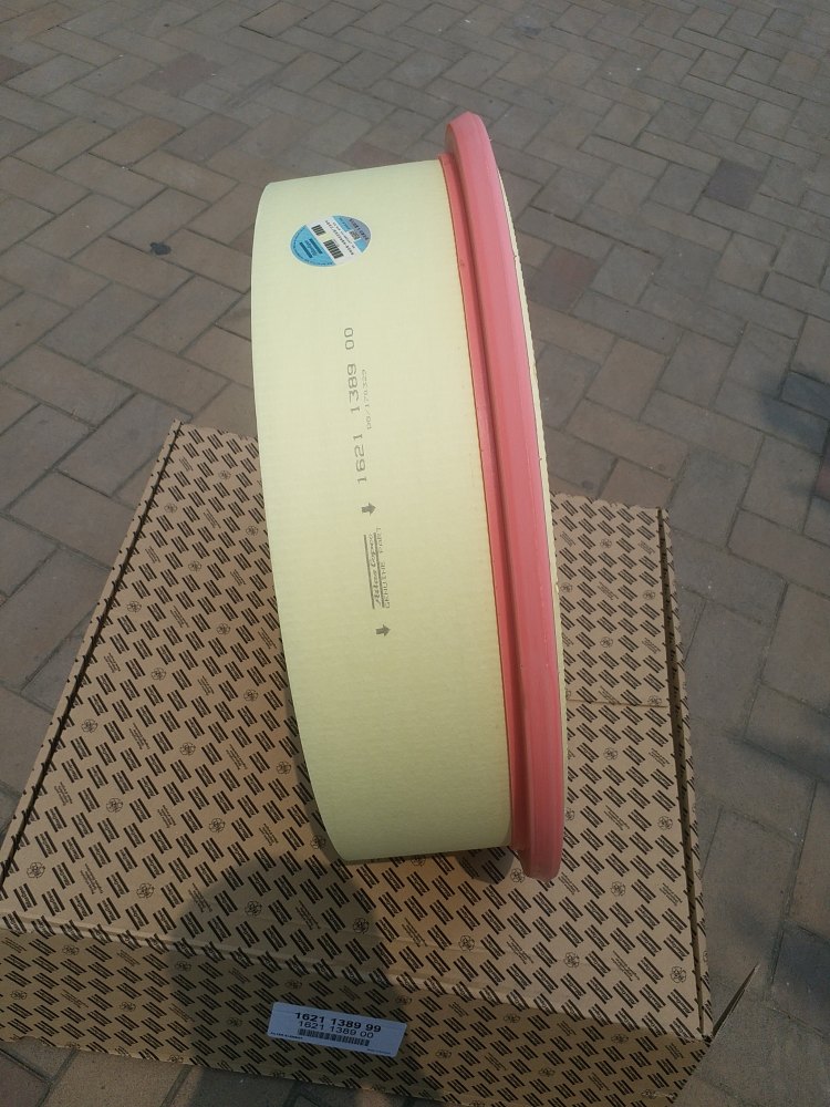 阿特拉斯空滤芯1621138900/1621138999 无油空压机ZT250空滤 产品关键词:无油空压机滤芯;1621138900滤芯