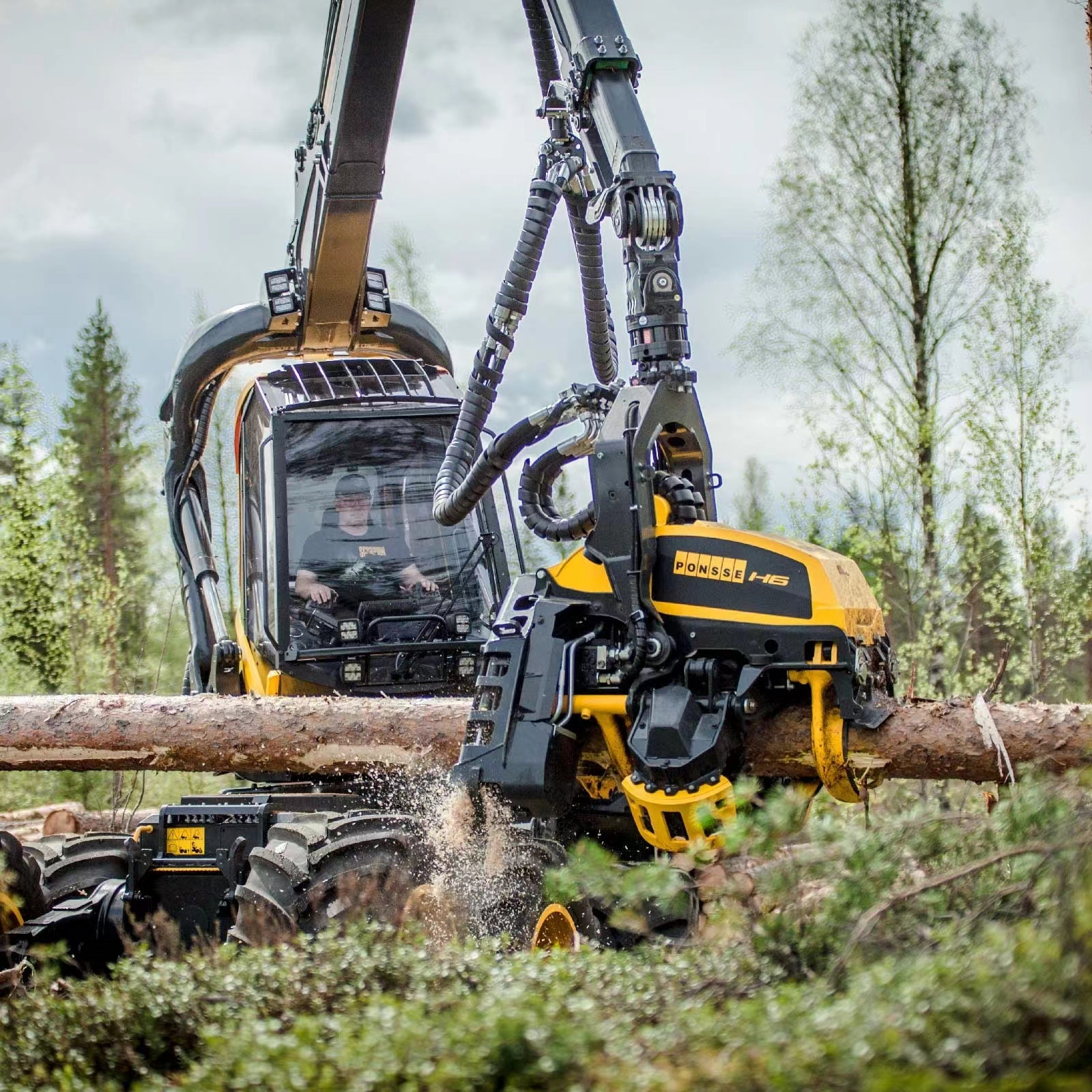 全自动机械化庞赛ponsse伐木机 芬兰原装进口H6 H7 H8 H9 H10型号齐 - 百度爱采购