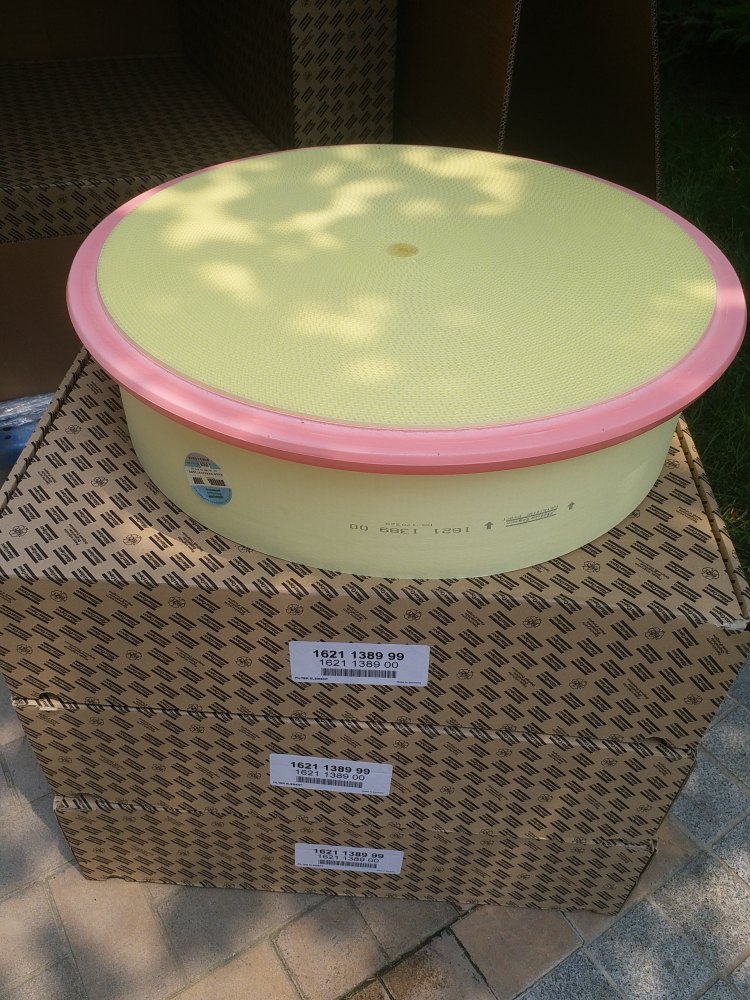 阿特拉斯空滤芯1621138900/1621138999 无油空压机ZT250空滤 产品关键词:无油空压机滤芯;1621138900滤芯