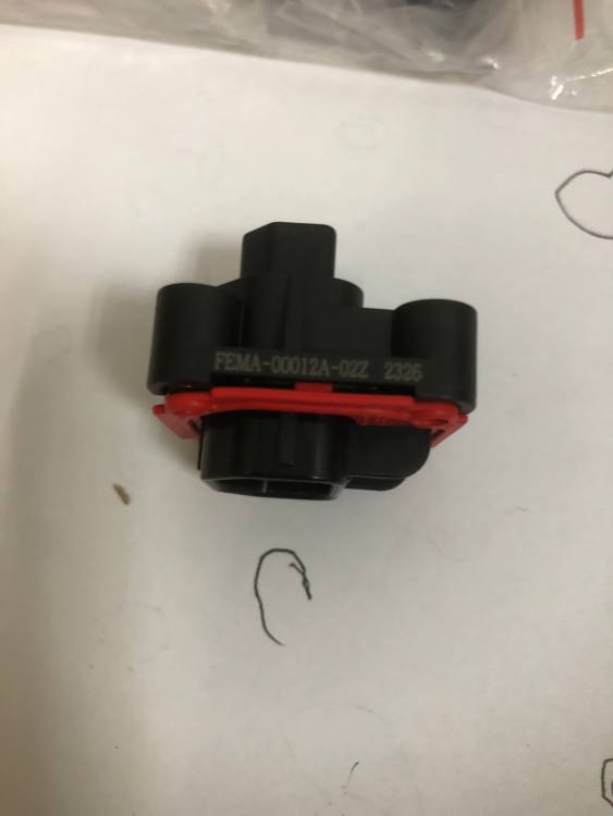 琥正 FEMA-00012A-02Z 12孔护套接插件 汽车连接器 - 百度爱采购