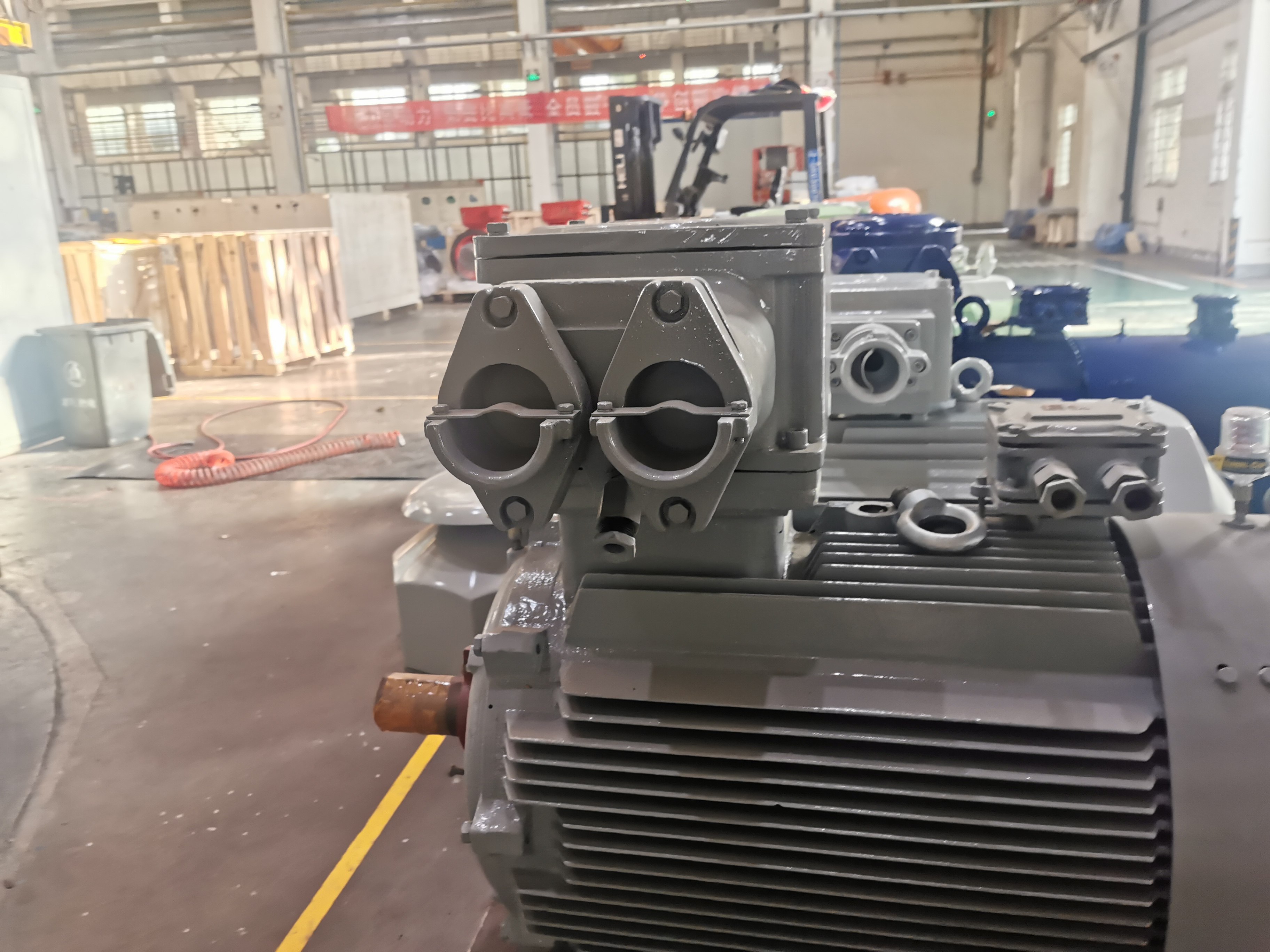 YBSD-315kw/160KW-4/8-1140v 双速水冷B10现货输送机电机 产品关键词:水冷1140v电机;卧龙电气南阳电机公司;水冷电机315;ybsd-315电机