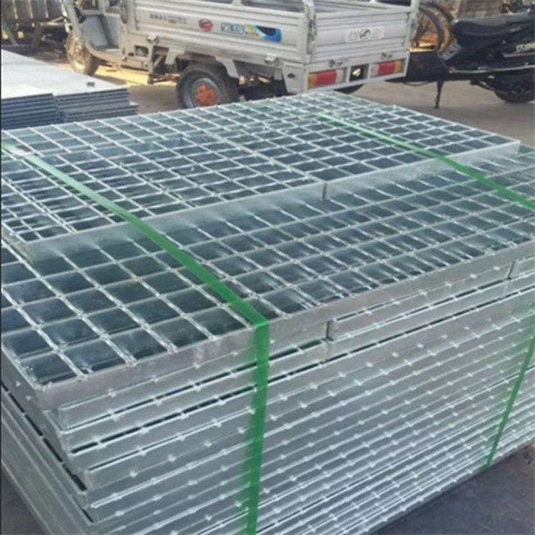 百峰 钢格栅 (g505/30/100wfg) 竖井钢格栅板G455 花纹钢盖板 产品关键词:竖井盖板