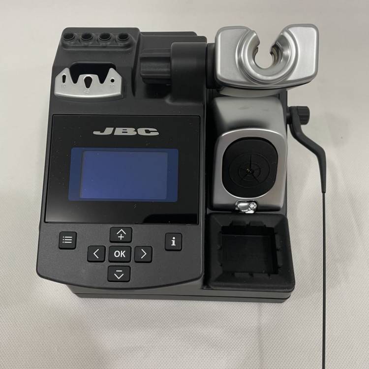 西班牙 JBC CD-2BHQE 电焊台 电烙铁 130W CD-2BHQF 产品关键词:jbc公司电烙铁;cd-2b电烙铁;jbccd-2bhqe焊台;CD-2BHQF电焊台