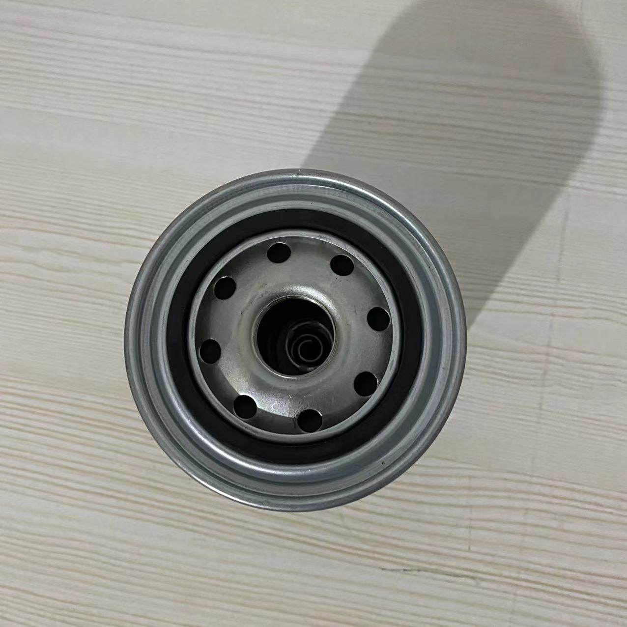 潍柴机油滤芯1000984794原装滤格适配轻卡解放虎VN国五